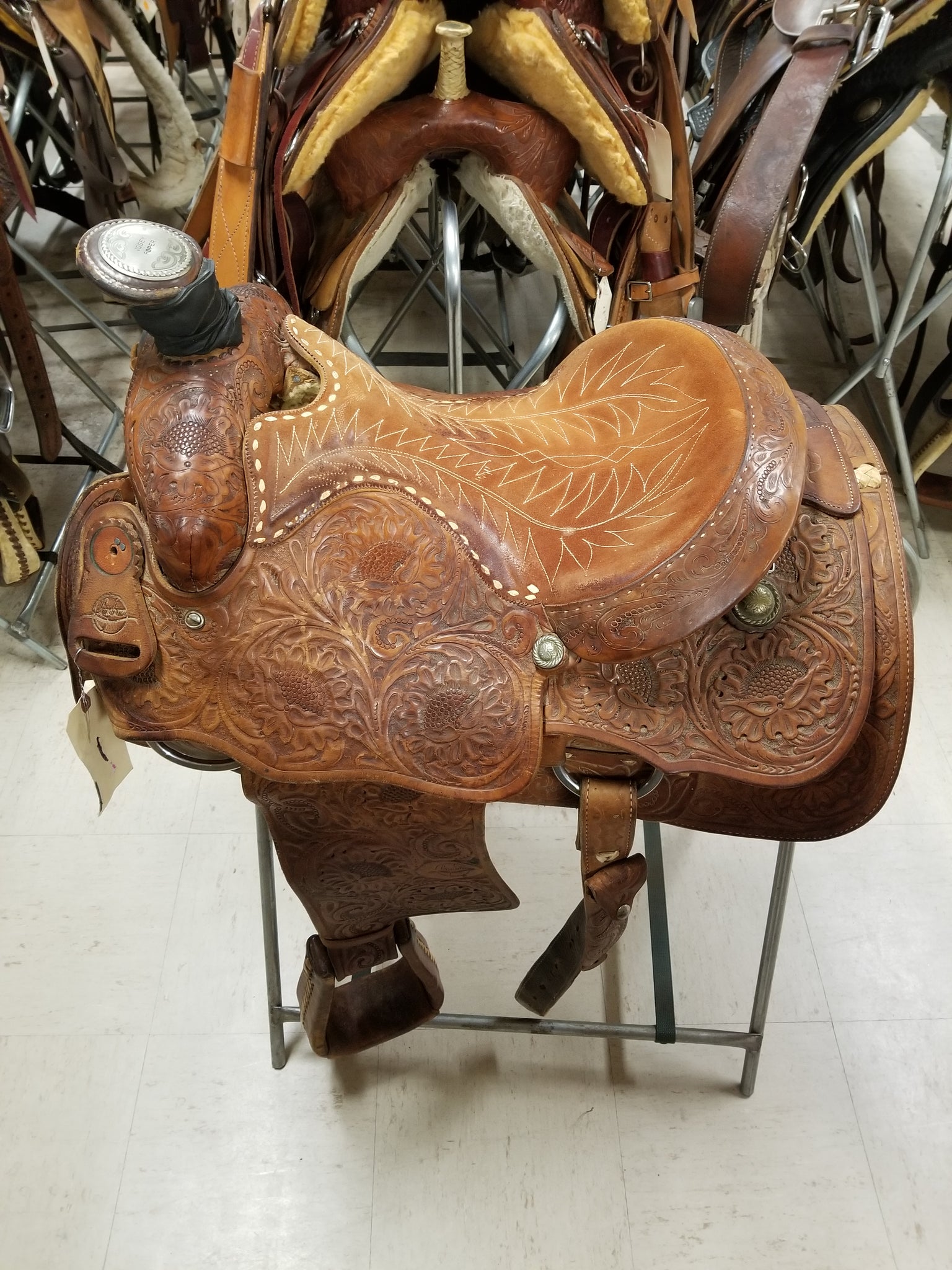 Used Longhorn Roper/K.A./15" – Mock Brothers Saddlery